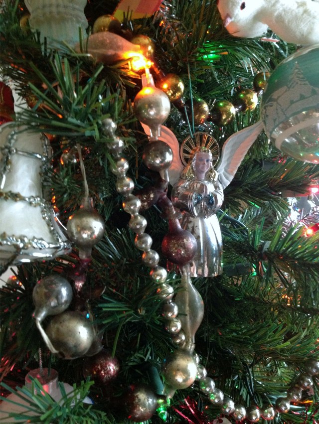 Grandma’s Christmas Garland | The Duquesne Hunky